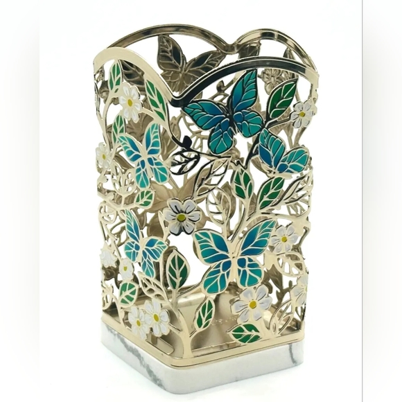 Bath & Body Works | Bath | Bath Body Works Butterfly Toss Gentle ...